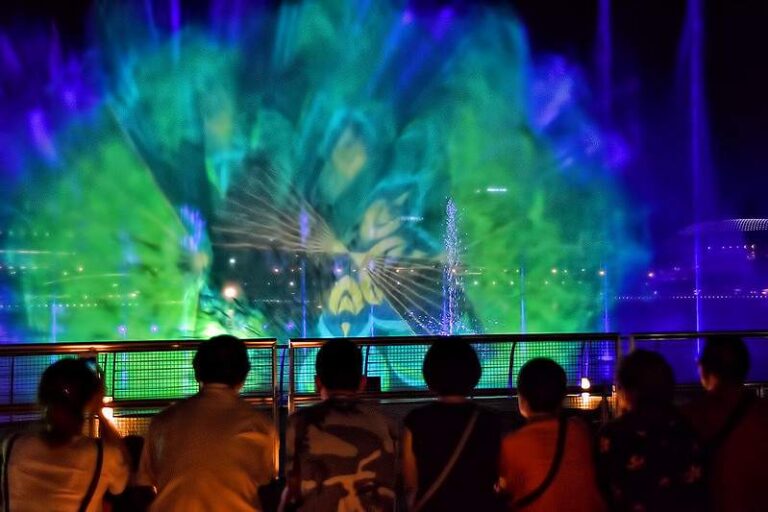 mbs light show: the complete 2025 guide - Geeky Traveller